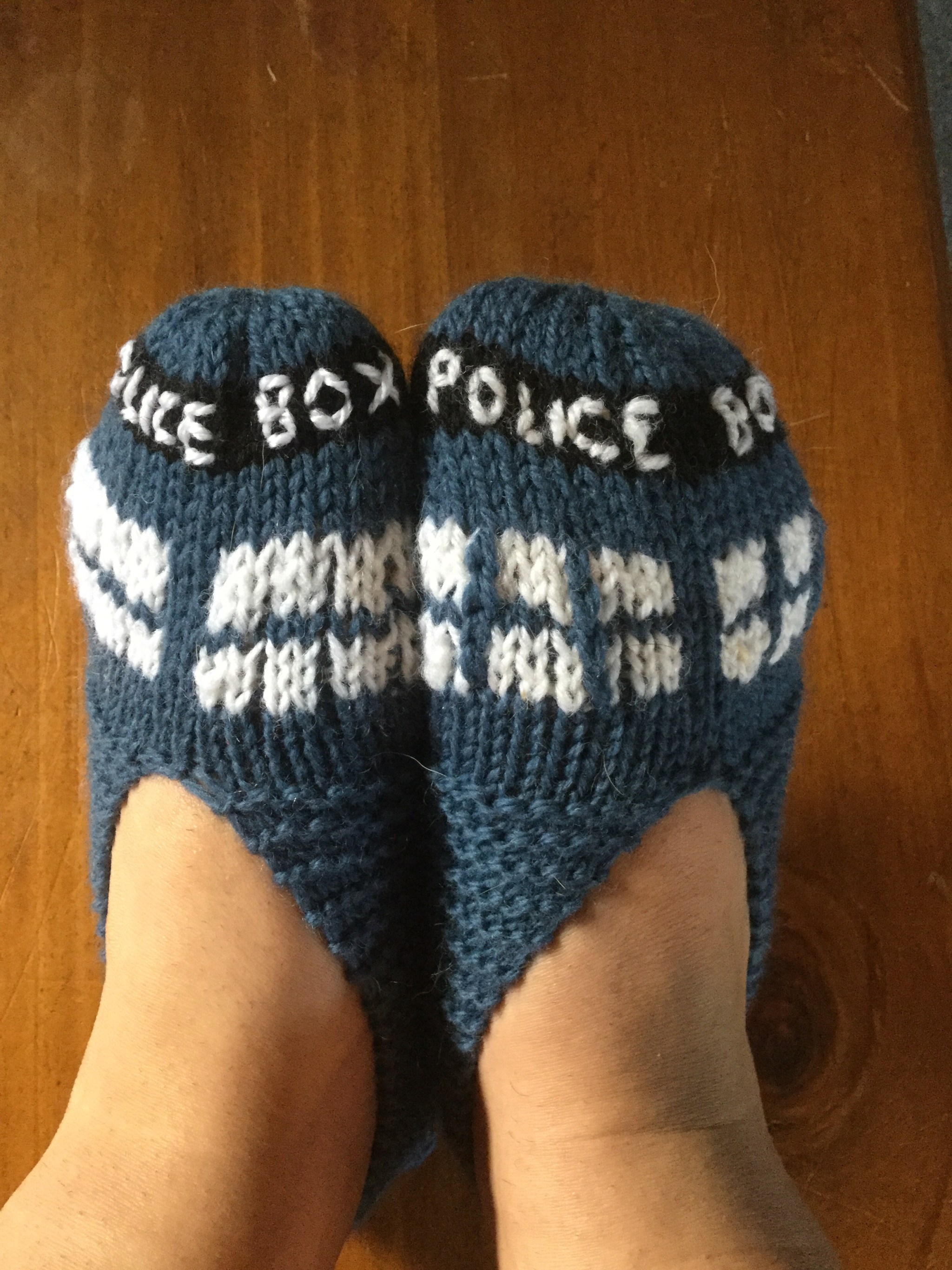 Tardis Slippers – Knitting Pattern – The Knit Guru