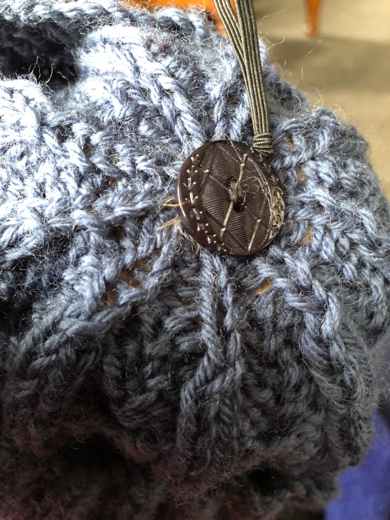 How to Convert Beanie Knitting Patterns for Messy Buns and Removable ...