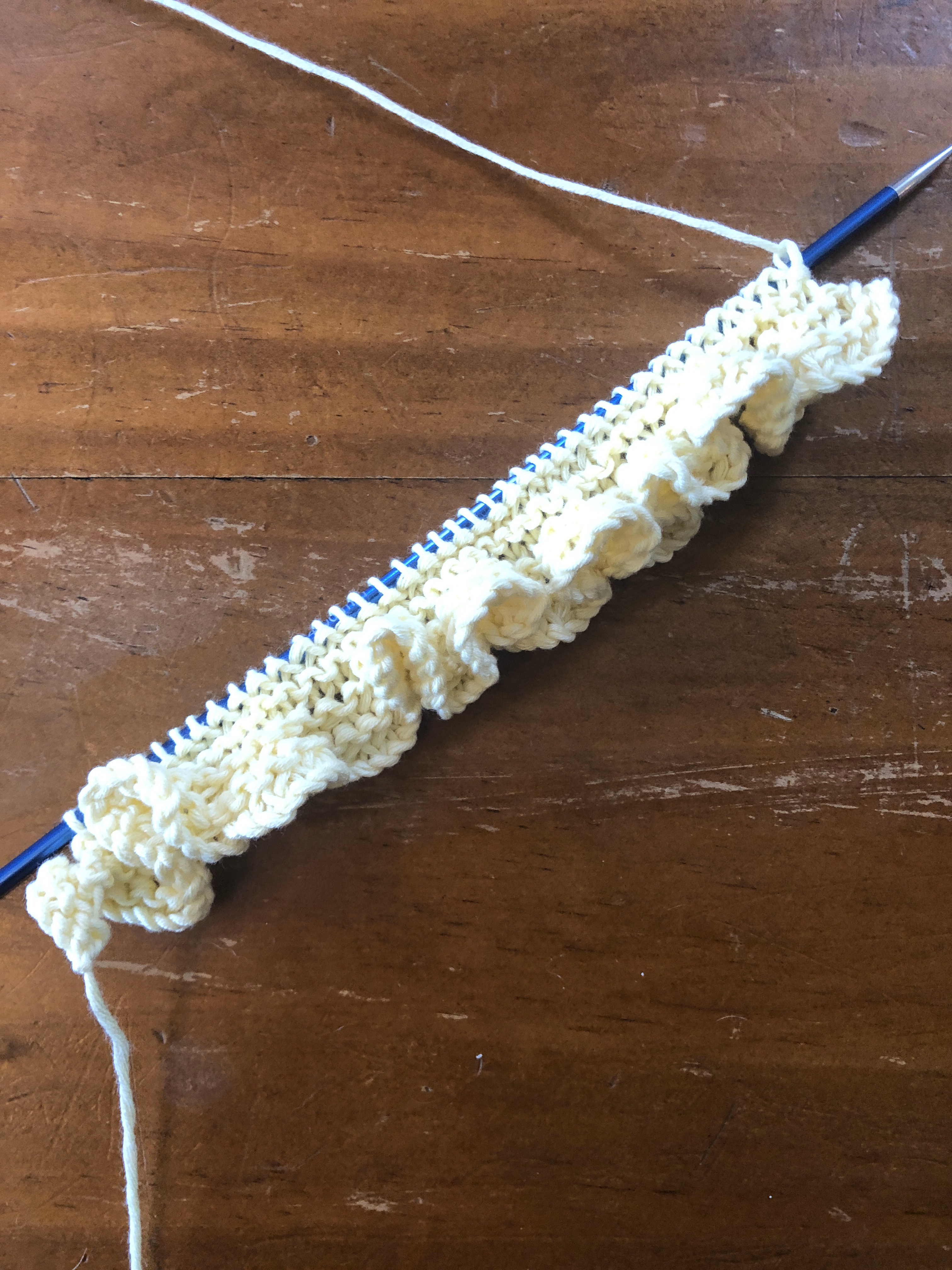 Hair Scrunchies – Free Knitting Pattern – The Knit Guru