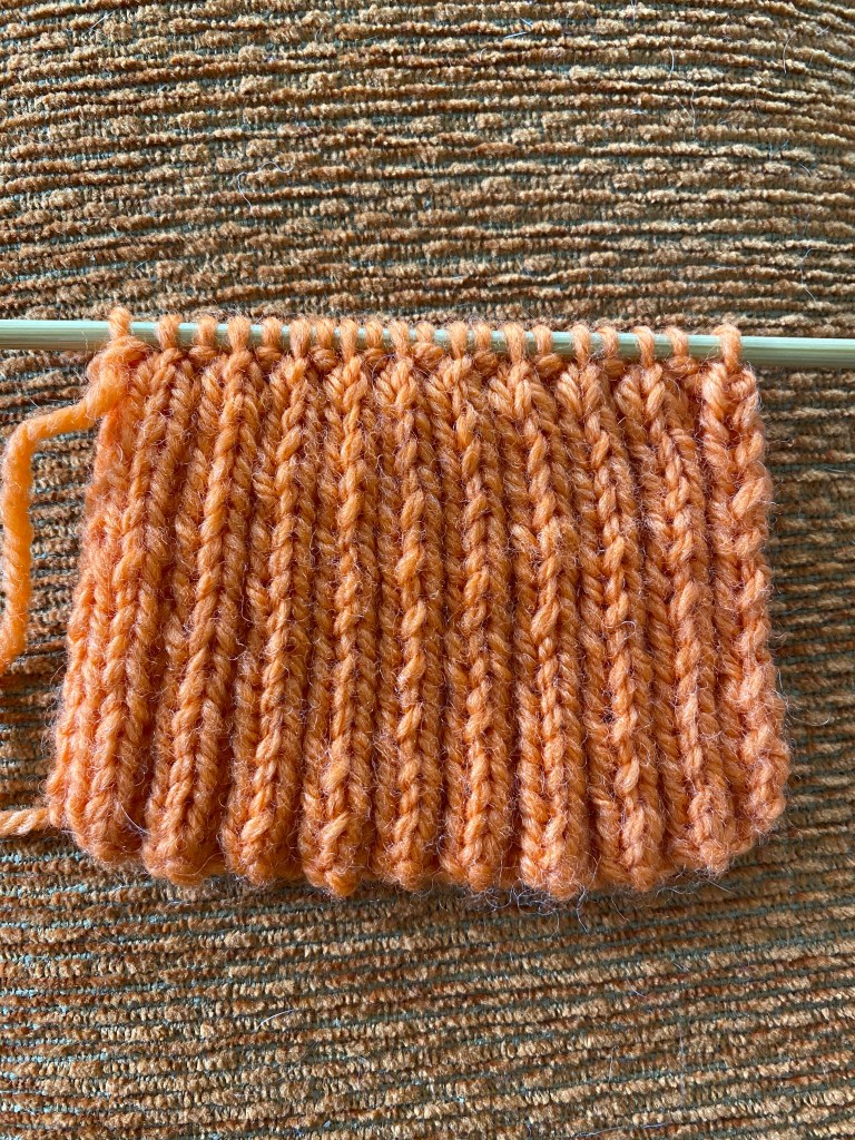 Tiny Pumpkins – Free Knitting Patterns – The Knit Guru