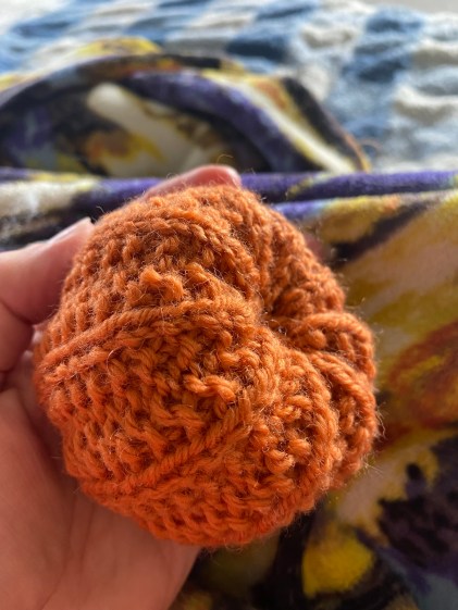 Knitted Pumpkin – Free Knitting Pattern – The Knit Guru