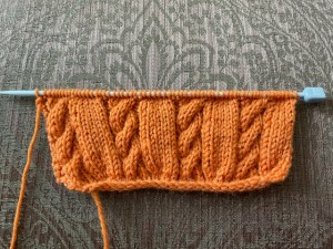 Easy Cable Knit Pumpkin – Free Knitting Pattern – The Knit Guru